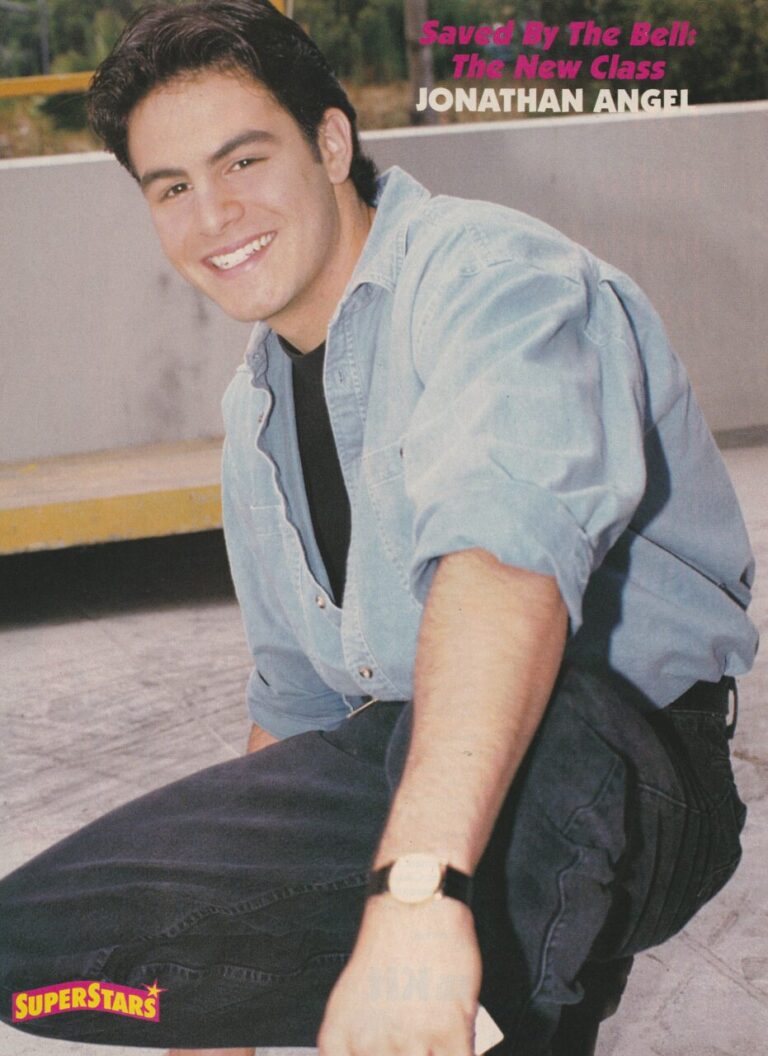 Jonathan Angel teen magazine pinup squatting blue shirt Superstars teen ...